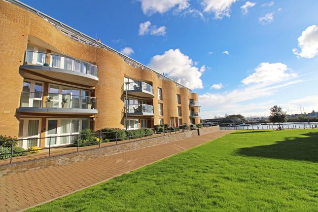 Almansa Way, Lymington SO41, 1 bedroom flat for sale - 63161607 ...