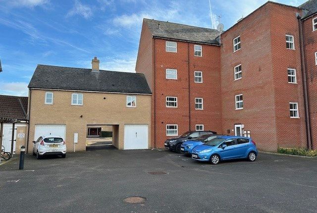 William Harris Way, Colchester CO2, 2 bedroom flat for sale - 69413710 ...