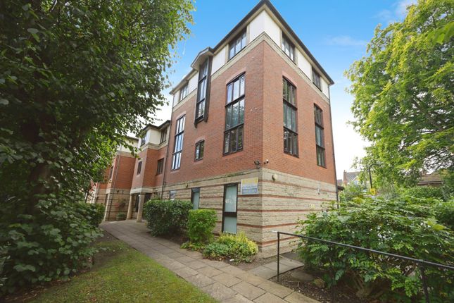 Church Street, Rugby CV21, 2 bedroom flat for sale - 68326906 ...