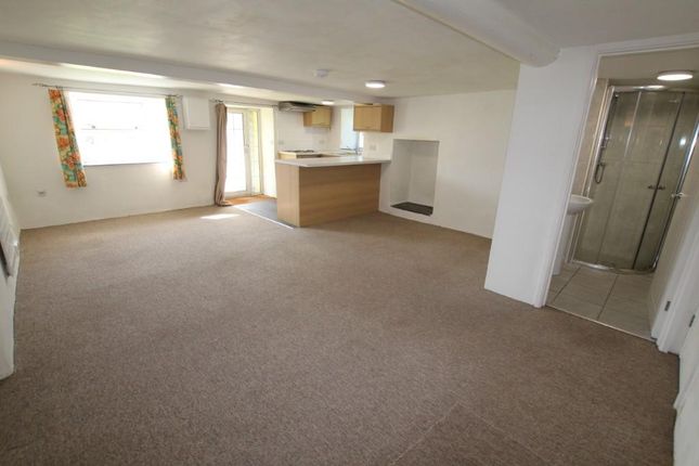 Egloshayle Road, Wadebridge, Wadebridge PL27, studio to rent - 64995152 ...