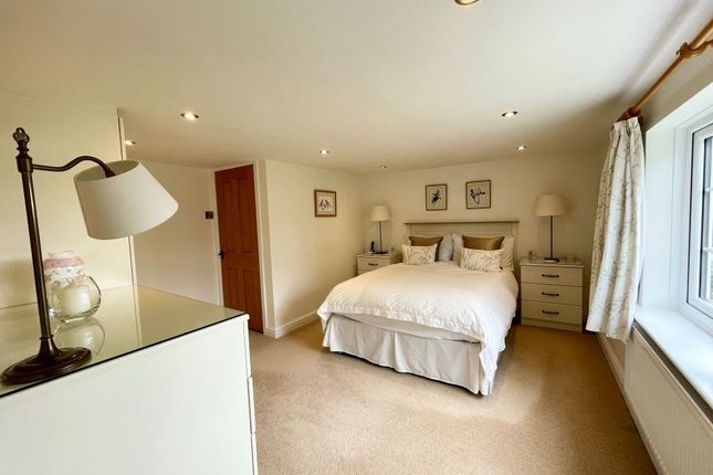 The Green, Finningley, Doncaster DN9, 3 bedroom cottage for sale ...