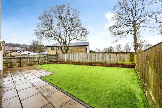 Marchcroft, Halifax HX2, 4 bedroom detached house for sale - 69448941 ...