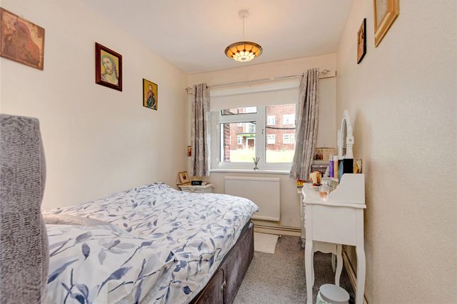 Harlesden Road, London NW10, 3 bedroom flat for sale - 67537513 ...