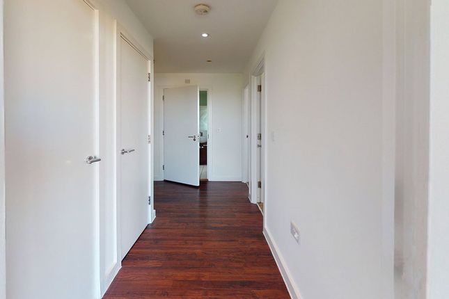 The Icon, Southernhay, Basildon, Essex SS14, 2 bedroom flat for sale ...