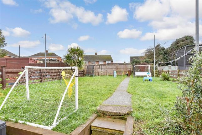 Miskin Road, Hoo, Rochester, Kent ME3, 4 bedroom terraced house for ...