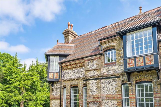 Manor Lane, Fawkham, Longfield, Kent DA3, 2 bedroom flat for sale ...