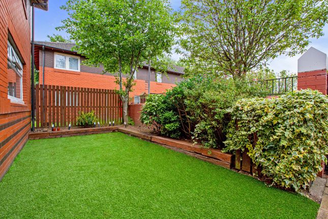 Finnart Square, Glasgow G40, 4 bedroom end terrace house for sale ...