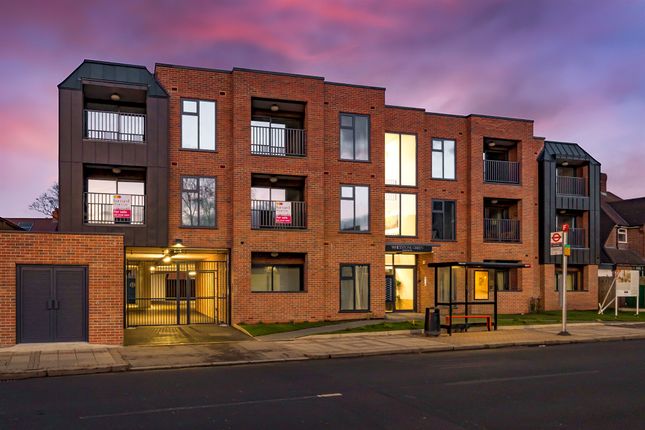 Whetstone Green Apartments, London, Whetstone N20, 2 bedroom flat for ...