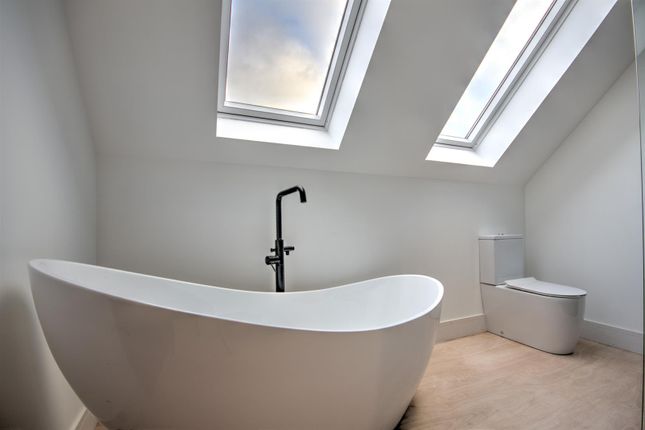 Camas Neig, Pitcalnie, Nigg, Ross-Shire IV19, 4 bedroom detached house ...