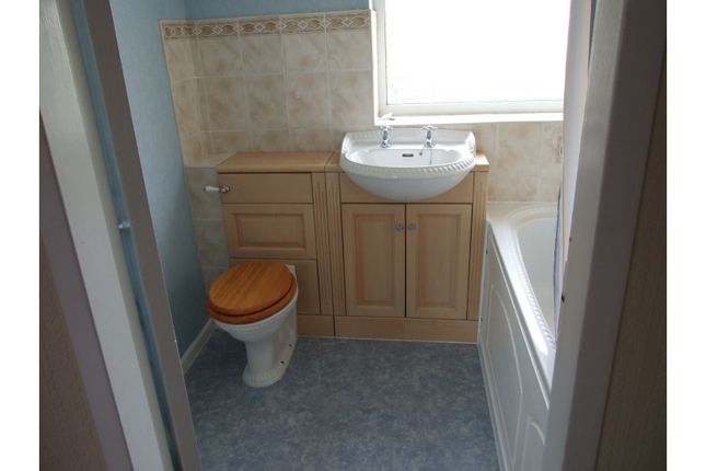 Whitmore Way, Basildon SS14, 4 bedroom terraced house for sale ...