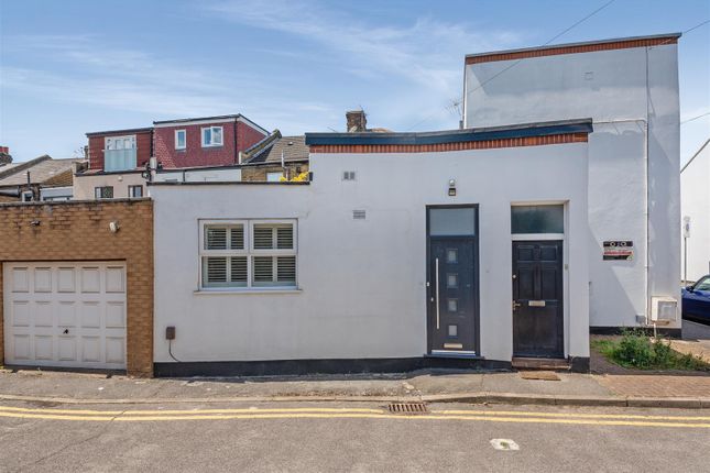 Deburgh Road, Wimbledon, London SW19, 1 bedroom property for sale ...