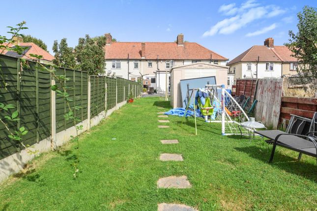 Oxlow Lane, Dagenham RM10, 3 bedroom terraced house for sale - 59694983 ...