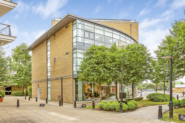 Smugglers Way, London SW18, 2 bedroom flat for sale - 68839917 ...