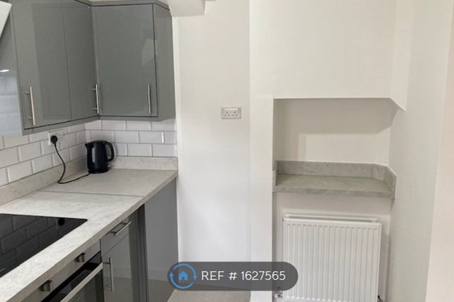 Strathaven Road, Stonehouse, Larkhall ML9, 2 bedroom end terrace house ...