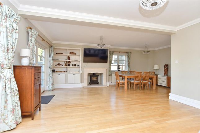 Homes for Sale in Strood - Buy Property in Strood - Primelocation