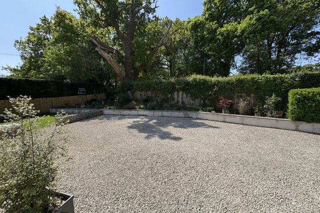 Broadwater Lane, Copsale, Horsham, 6Qw. RH13, 4 bedroom bungalow for ...