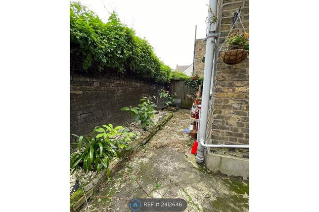 Barretts Grove, London N16, room to rent - 69631762 | PrimeLocation