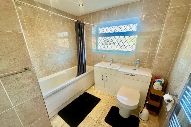 Stevens Way, Chigwell IG7, 3 bedroom property to rent - 69095992 ...