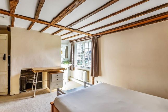 Spring Gardens, Dorking RH4, 2 bedroom property for sale - 64274230 ...