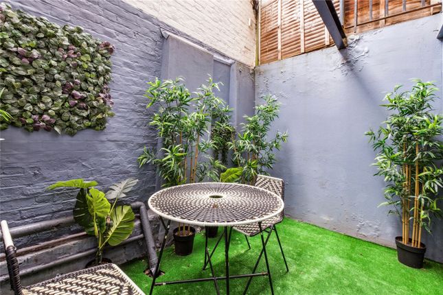 Gunter Grove, London SW10, 4 bedroom semi-detached house for sale ...