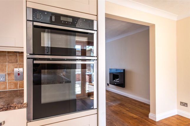 Hempstead Road, Hempstead, Gillingham, Kent ME7, 3 bedroom detached ...
