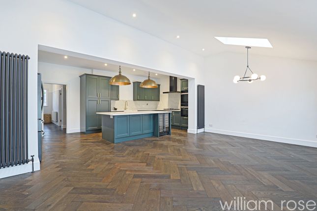 Chingford Avenue, Chingford, London E4, 4 bedroom semi-detached house ...