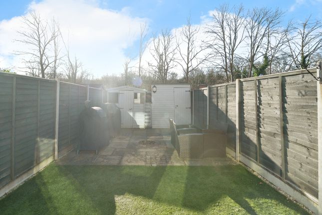 Beeston Courts, Basildon, Essex SS15, 2 bedroom terraced house for sale ...