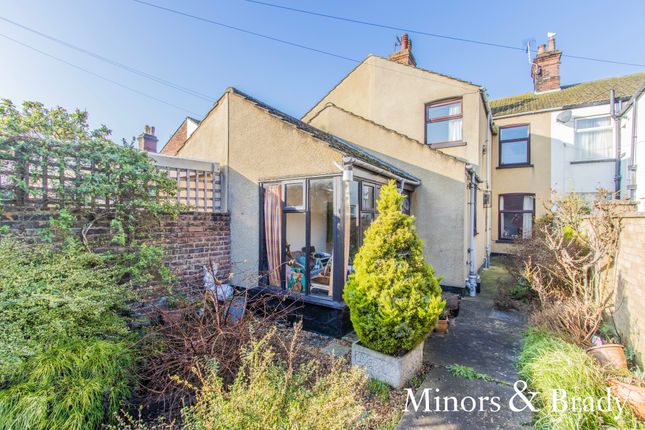 Alexandra Road, Lowestoft NR32, 4 bedroom terraced house for sale ...