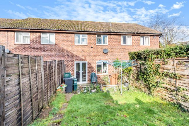 Merrow Park, Merrow, Guildford GU4, 3 bedroom terraced house for sale ...