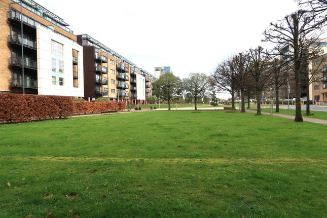 Ferry Court, Cardiff CF11, 1 bedroom flat for sale - 66655632 ...