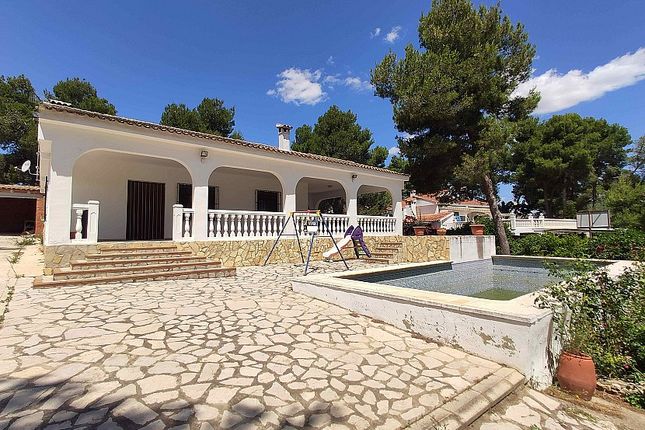 Properties for sale in Alberic, Valencia (Province), Valencia, Spain ...