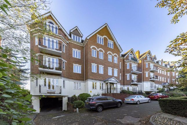 Wimbledon Hill Road, London SW19, 2 bedroom flat for sale - 62176807 ...