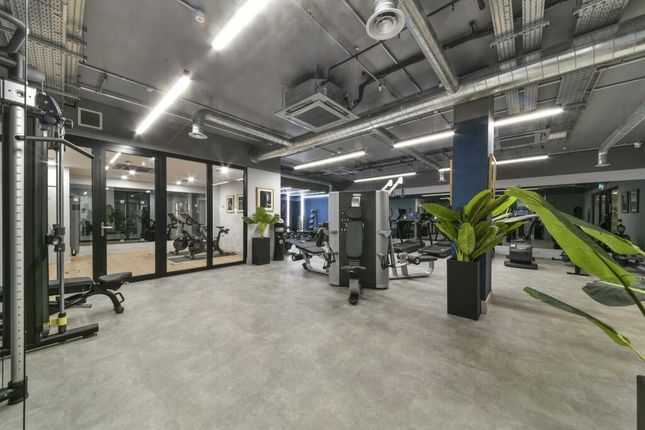 Bouchon Point, Silk District, 7 Cendal Crescent, London E1, 2 bedroom ...