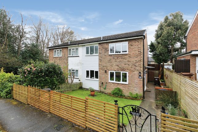 Lealands Drive Uckfield Tn22 3 Bedroom Semi Detached House For Sale