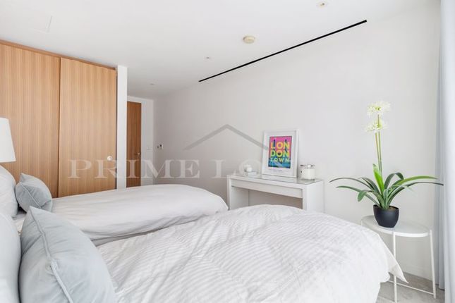 15 Hollen Street, Soho, London W1F, 3 bedroom flat for sale - 65507262 ...