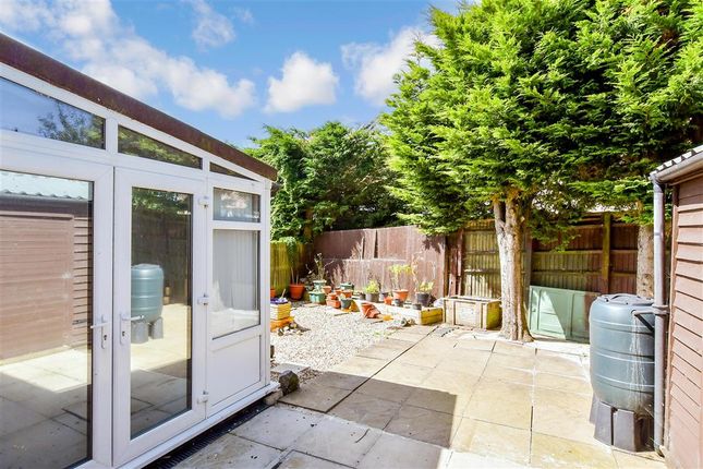 Bybrook Road, Kennington, Ashford, Kent TN24, 4 bedroom semi-detached ...