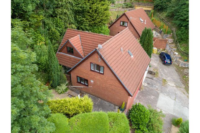 4 bed detached house for sale in Sunnybank, Pontypool NP4 - Zoopla