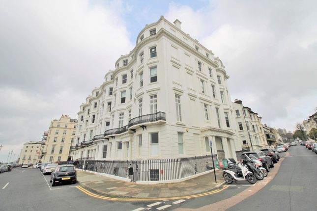 Clarendon Terrace, Brighton BN2, 2 bedroom flat for sale - 67818164 ...