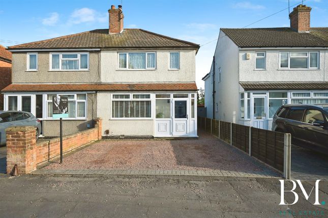 Balcombe Road, Rugby, Outbuilding & Garden Room CV22, 2 bedroom semi ...