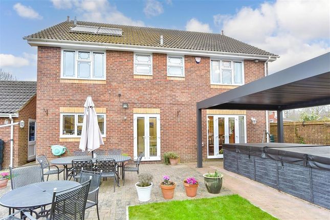Lambsfrith Grove, Hempstead, Gillingham, Kent ME7, 5 bedroom detached ...