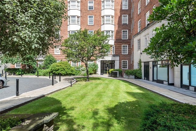 Cranmer Court, Whiteheads Grove, Chelsea, London SW3, 2 bedroom flat ...