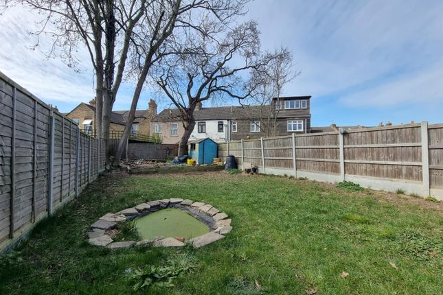 Fairview Parade, Mawney Road, Romford RM7, 1 bedroom maisonette for ...