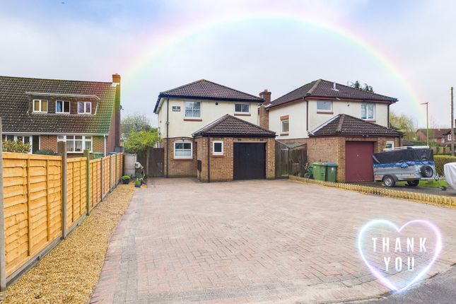 3 bed detached house for sale in Yarrow Way, Locks Heath, Southampton ...
