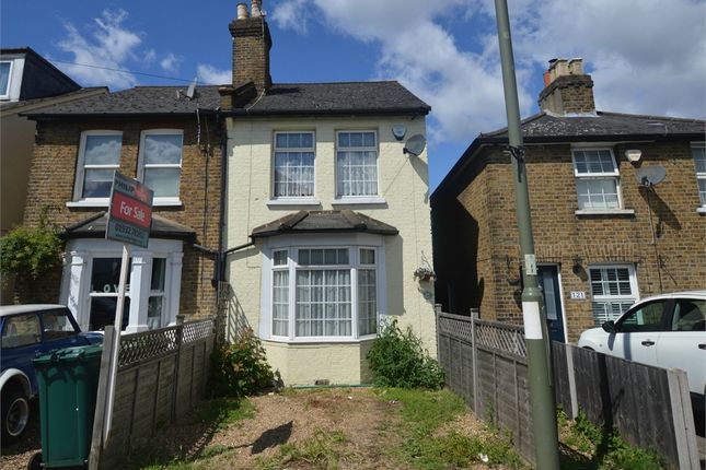 Vicarage Road Sunbury Surrey Tw16 3 Bedroom Semi Detached House For