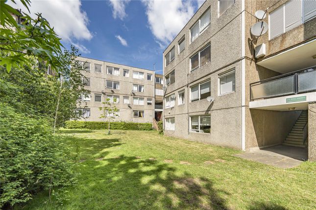 25 Carlton Drive, London SW15, 4 bedroom flat for sale - 70171526 ...