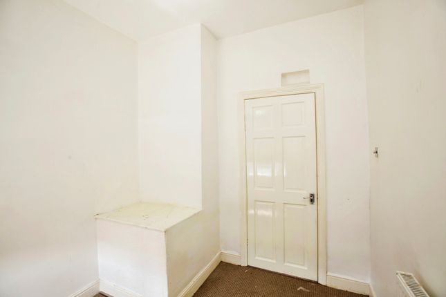 Unity Terrace, Halifax, West Yorkshire HX1, 2 bedroom end terrace house ...