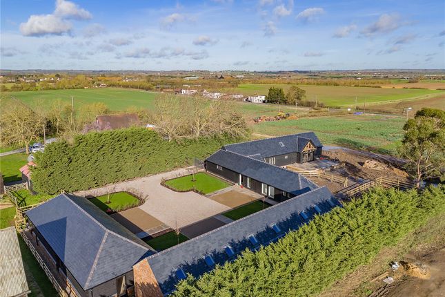 Rawreth Lane, Rawreth, Wickford, Essex SS11, 3 bedroom bungalow for ...