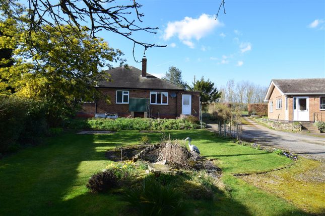 Staythorpe Road, Averham, Newark NG23, 2 bedroom detached bungalow for ...