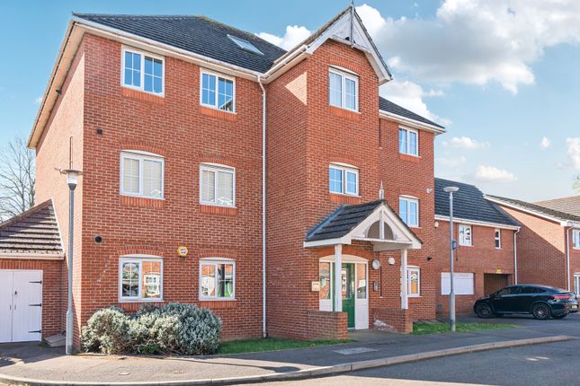 Aragon Place, Morden SM4, 2 bedroom flat for sale - 69986190 ...