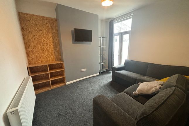 Alphington Road, St. Thomas, Exeter EX2, 5 bedroom shared accommodation ...